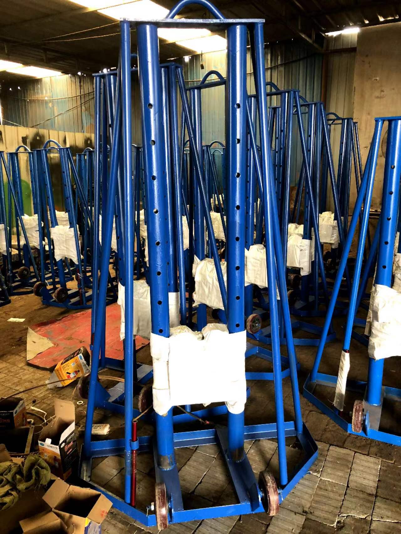 Hydraulic Cable Reel Stand – Henan Hwatian Power-Power Transmission Tools