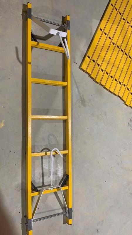 FRP Single Straight Ladder - Henan Hwatian Power-Power Transmission Tools